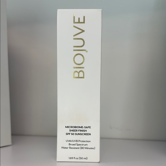 biojuve | Makeup | Biojuve Sheer Finish Spf 5 Sunscreen | Poshmark